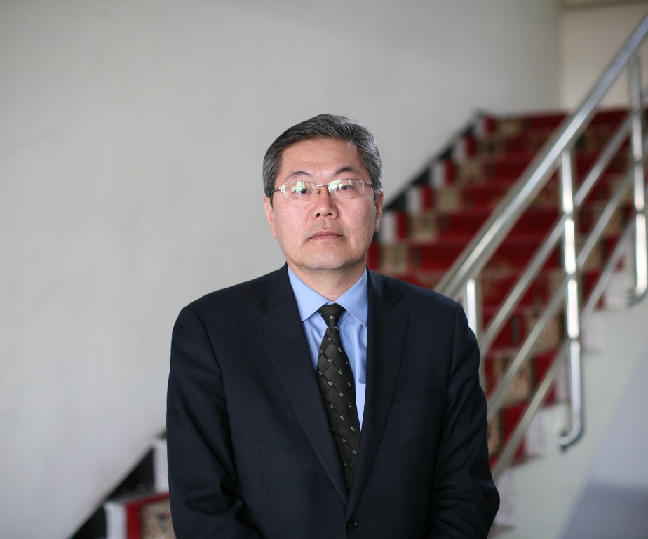 VIP76.mn | Л.Энх-Амгалан: Хиймэл оюун ухаан, үүлэн тооцоолол, нягтлан ...