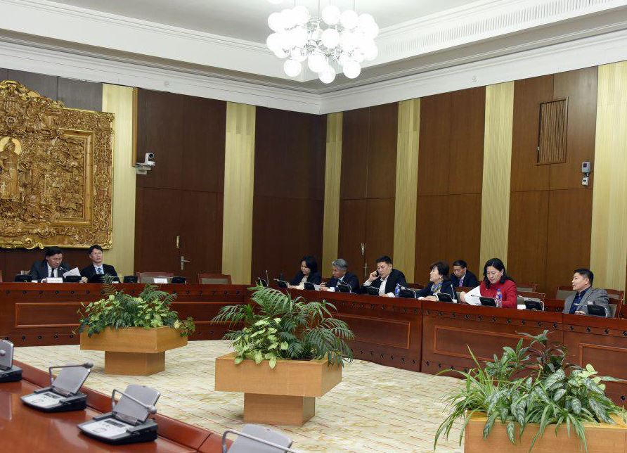 VIP76.mn | Шадар сайдын мэдээллийг сонсож, тогтоол гаргахаар болов