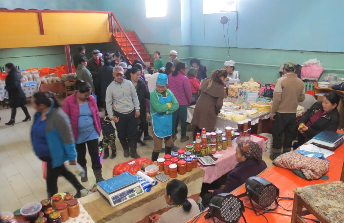 VIP76.mn | ЖДҮ эрхлэгчид хуулийн төсөлд саналаа хэлж байна