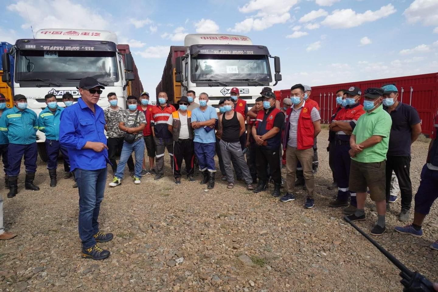 VIP76.mn | С.Бямбацогт: "Асуудлын ард шийдэл бий" гэдэг зарчмаар хандаж жолооч, тээвэрчдийнхээ ...