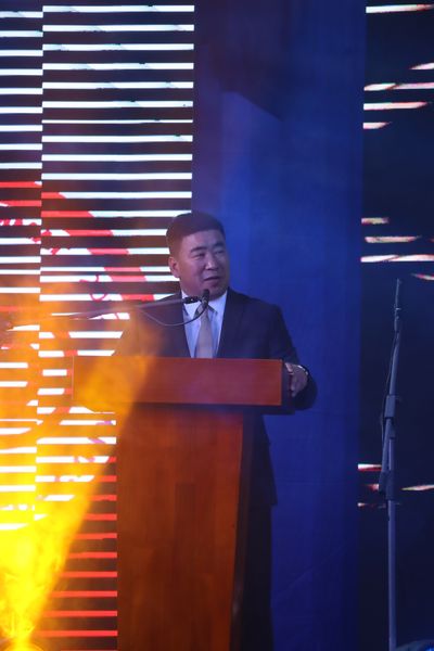 VIP76.mn | “Тэмүүжин” сургуулийн 60 жилийн ойн баярын хурлаар ЭЕШ-ын скантрон машин гардууллаа