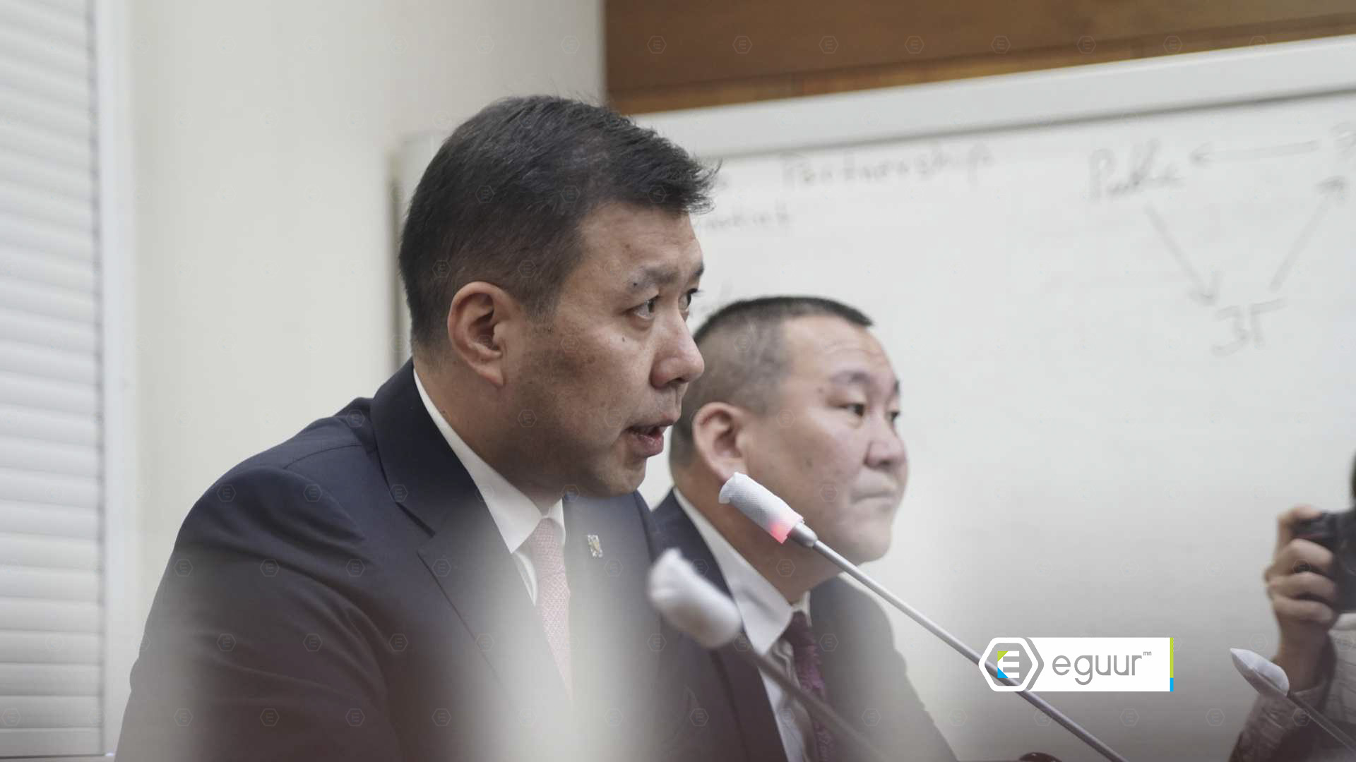 Vip76 Mn Хоёр дахь сонсголд гэрчээр би өөрөө Х Баттулга Ч