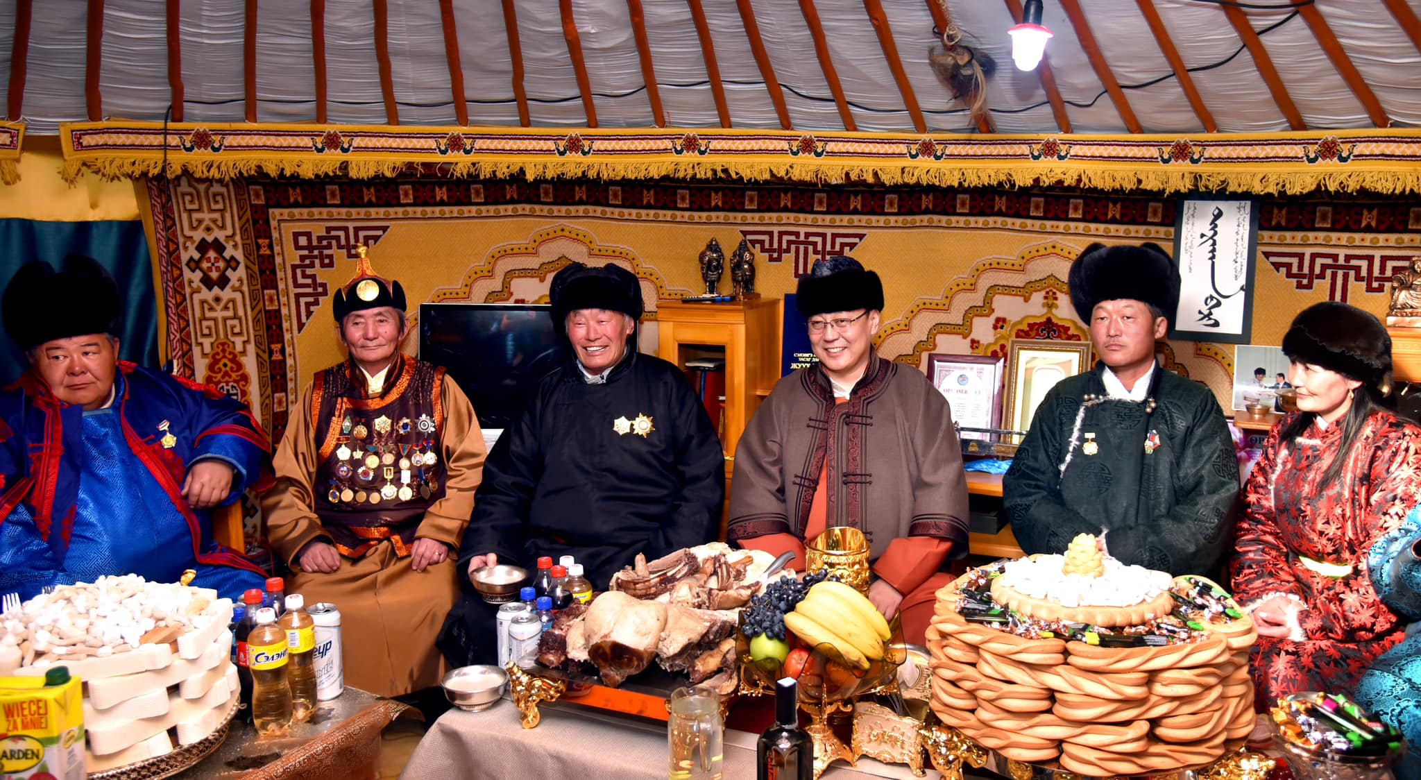 VIP76.mn | Шагнал гардууллаа