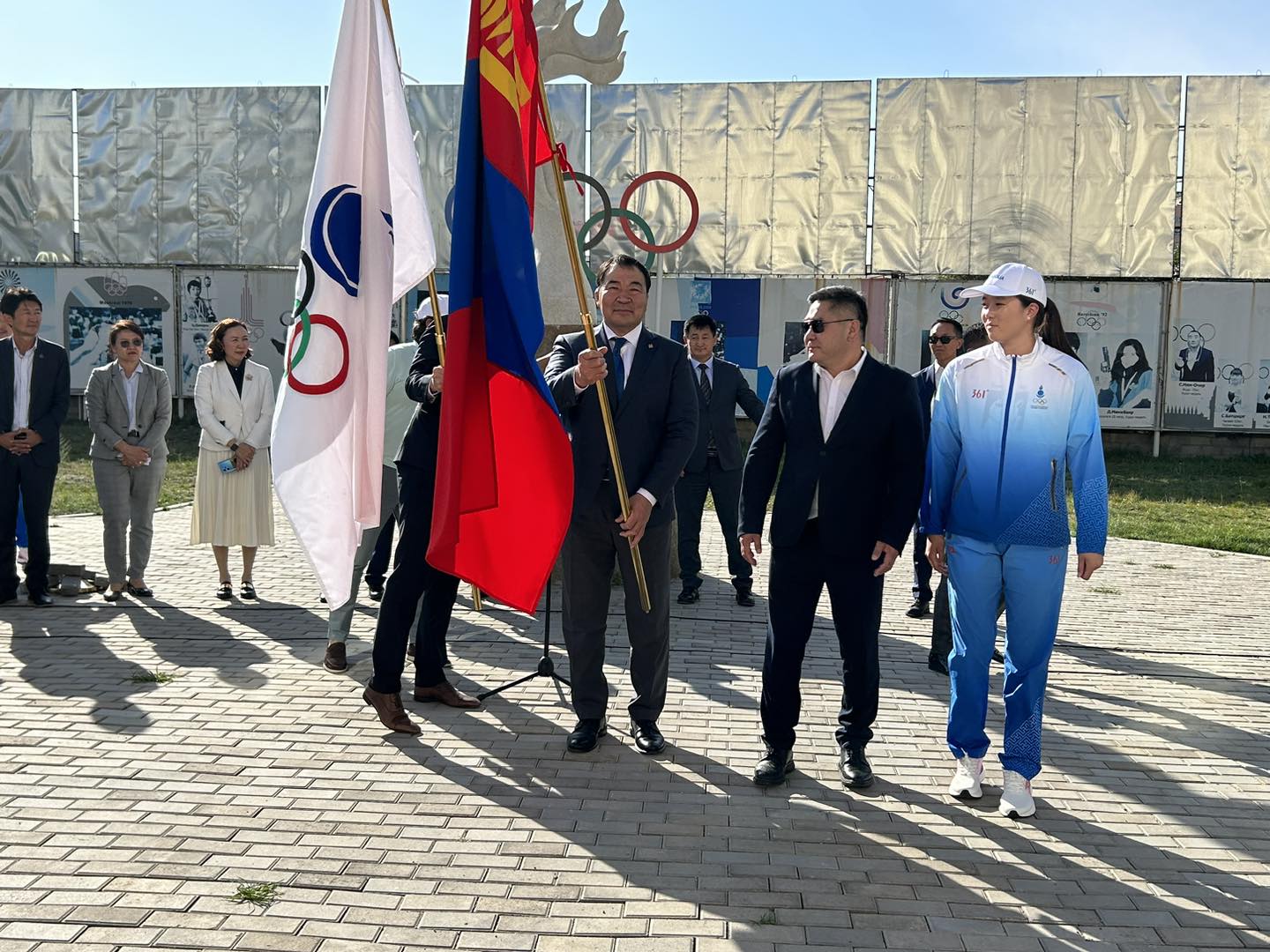 VIP76.mn | Азийн наадамд оролцох тамирчдад хүндэтгэл үзүүлэх ёслол боллоо