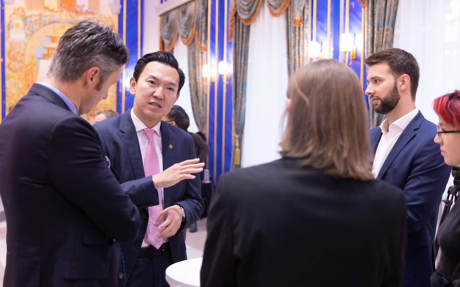 Vip76 Mn “Олон улсын социалист залуучуудын холбоо” тайлангийн хурлаа