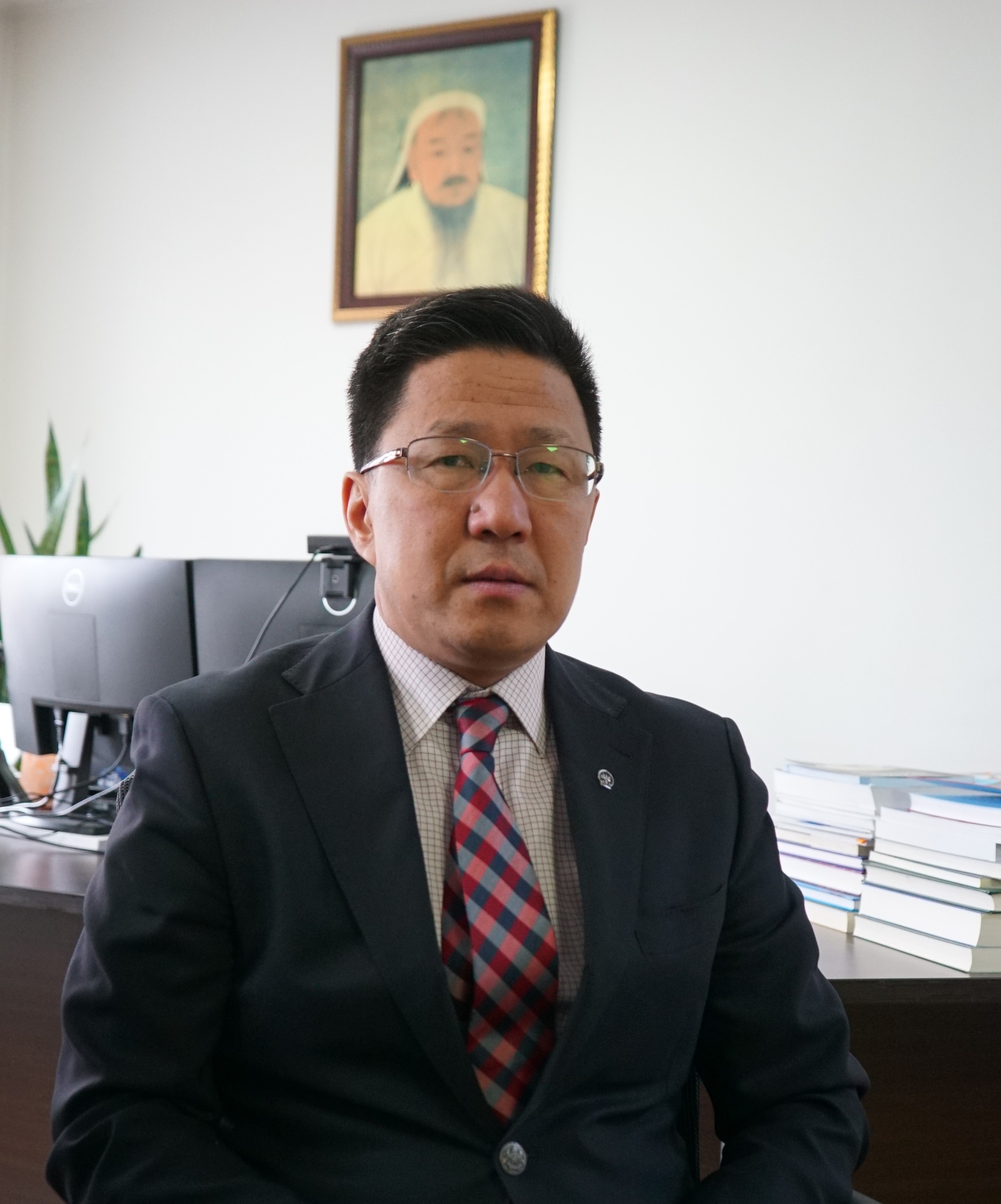 VIP76.mn | С.Мөнхбат: Парламентын гишүүдийн төлөөлөх чадварыг нэмэгдүүлэх шаардлага үүссэн