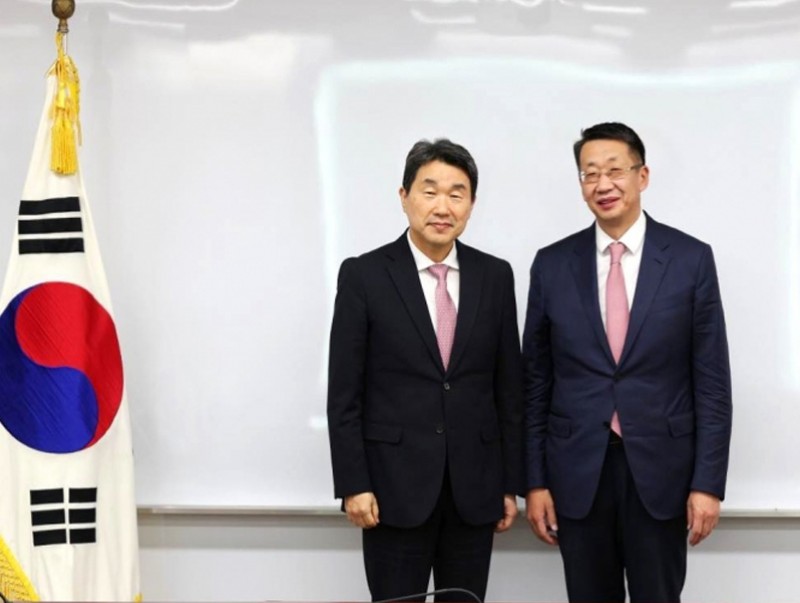 VIP76.mn | БНСУ-д суралцдаг 14 мянган оюутанд зориулсан тэтгэлгийн сан байгуулах санал тавилаа