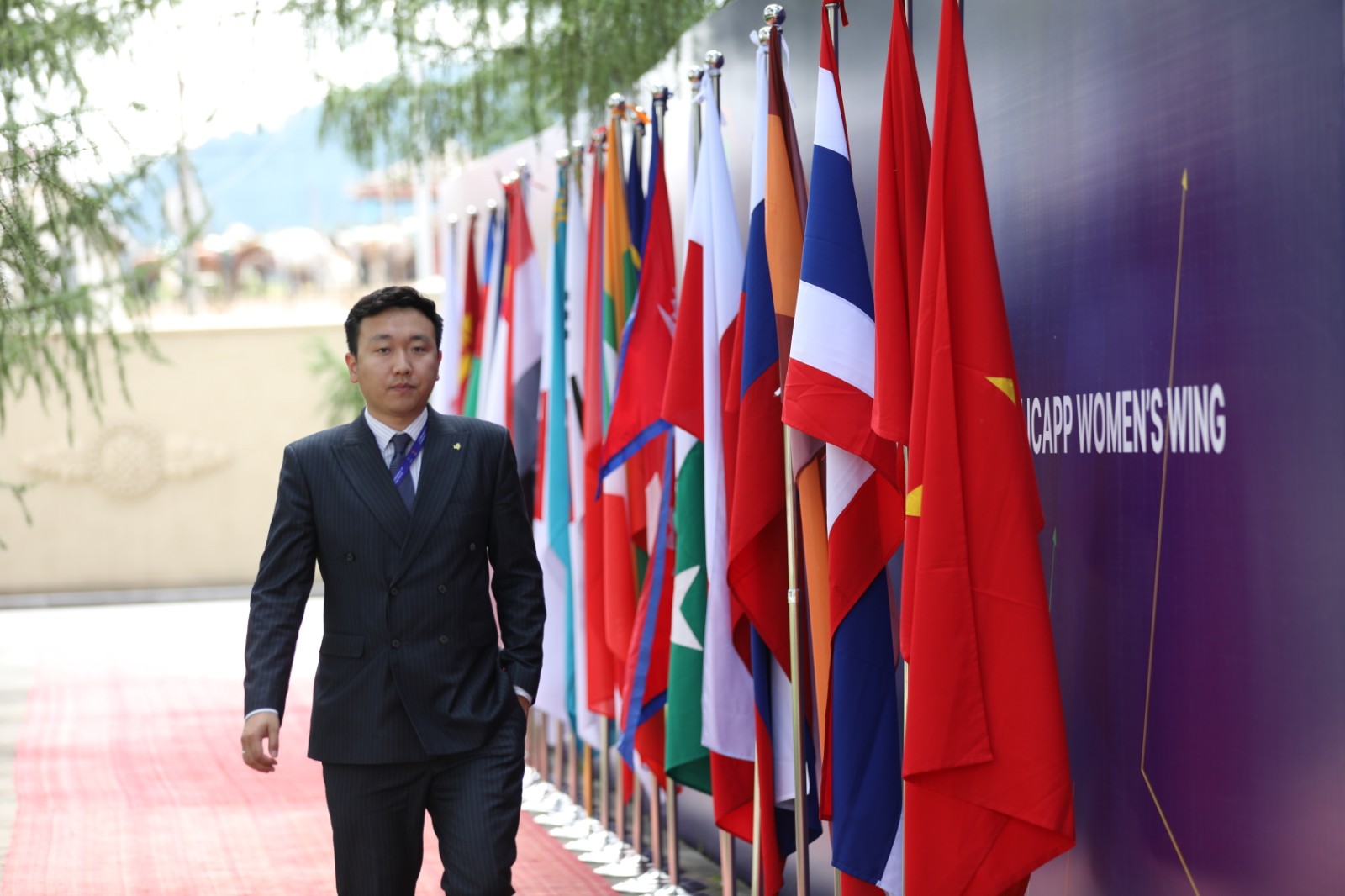 VIP76.mn | УЛС ТӨРД ЗАЛУУЧУУД УЛАМ ОЛУУЛАА БОЛЖ БАЙЖ ХҮССЭН ИРЭЭДҮЙГЭЭ БҮТЭЭЖ ЧАДНА