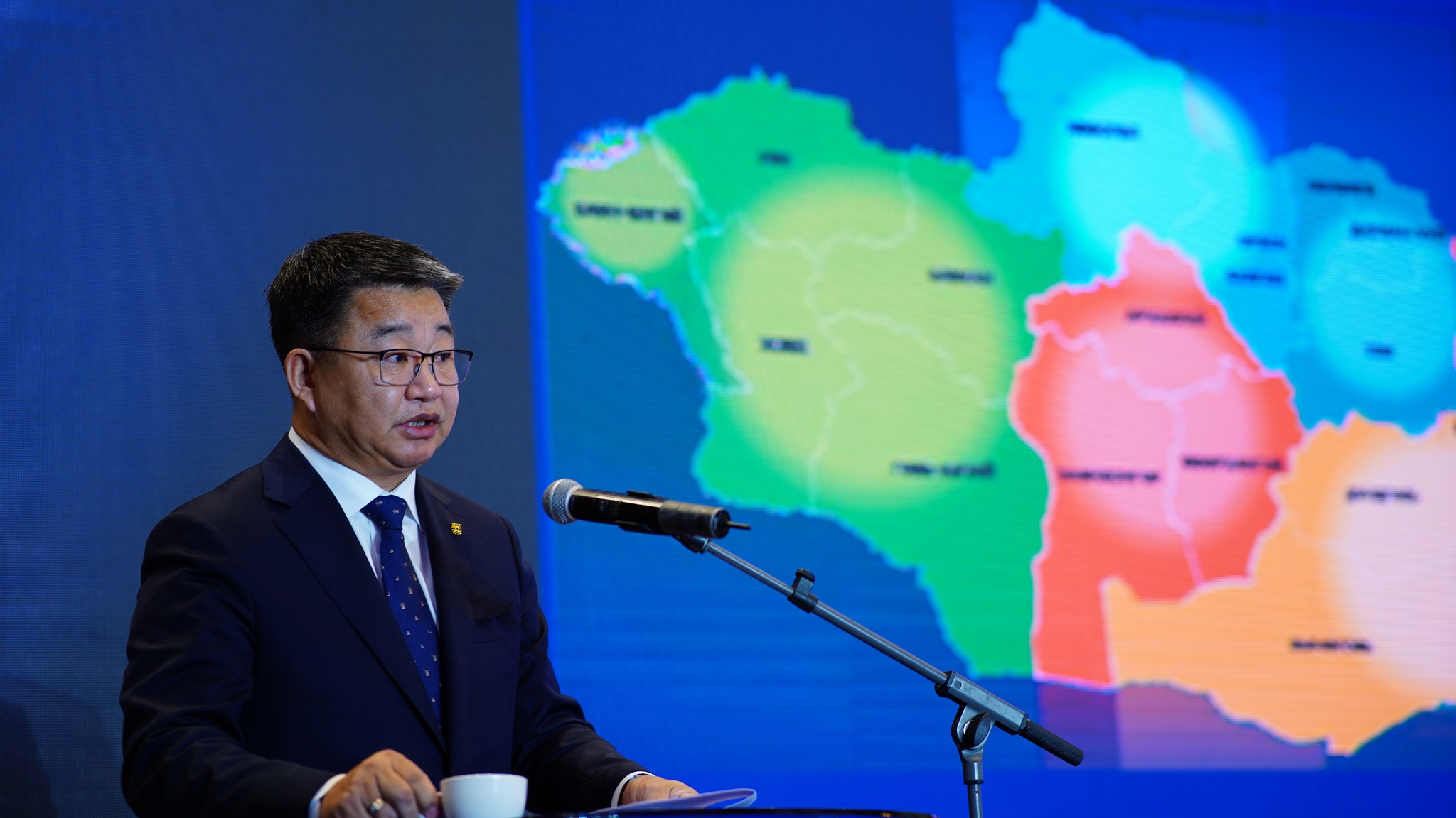 VIP76.mn | ДЭЛХИЙН ХОТ ТӨЛӨВЛӨГЧДИЙН ЧУУЛГАНД ОРОЛЦОЖ БАЙНА