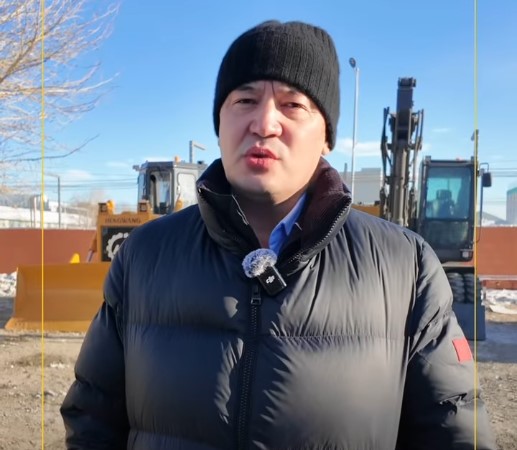 VIP76.mn | УИХ-ын гишүүн Т.Аубакир онцгой байдлын газарт тоног төхөөрөмж гардууллаа