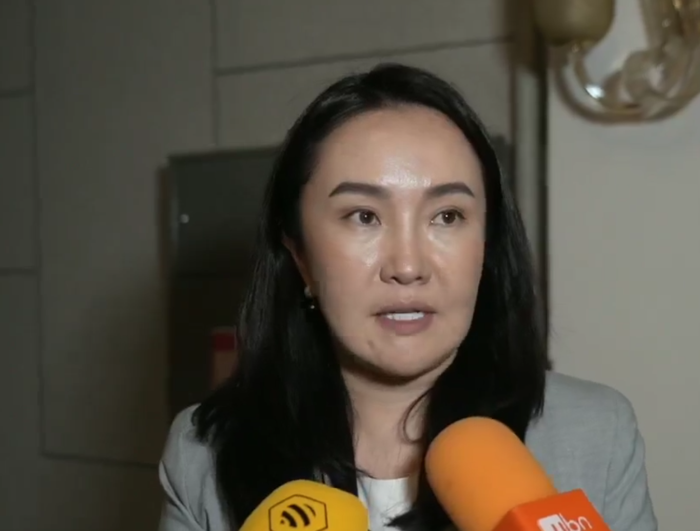 VIP76.mn | Ч.Ундрам: Маш гоё зар сурталчилгаа хийгээд жуулчдыг авчирдаг хэр нь Монголд дахиж ...